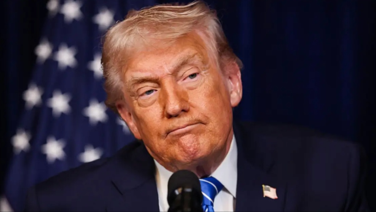 Is he hiding something?: Trump drops cryptic line about a secret so ...