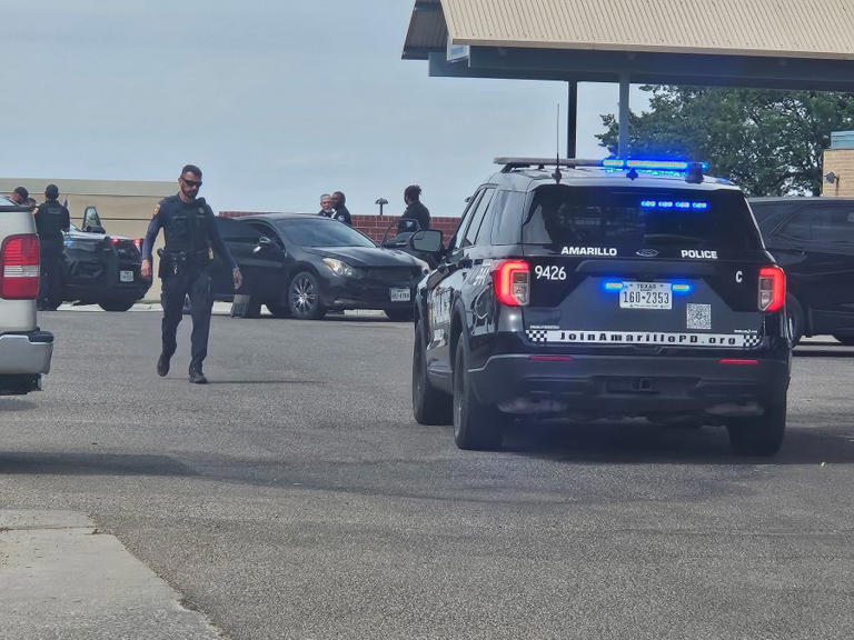 Police chase ends in west Amarillo Monday