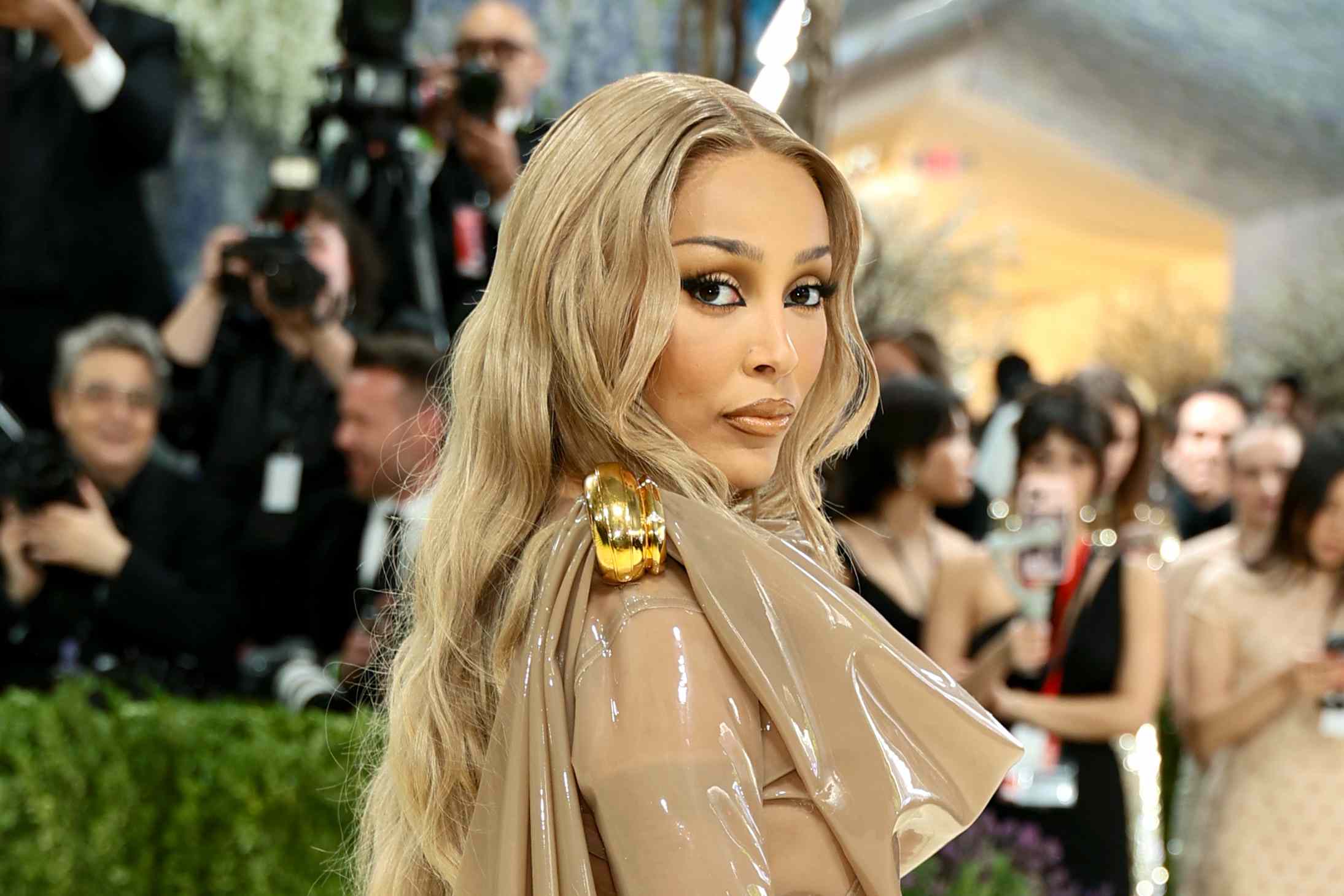 Doja Cat's semi-sheer nude toga looks like it's made of plastic at Met ...