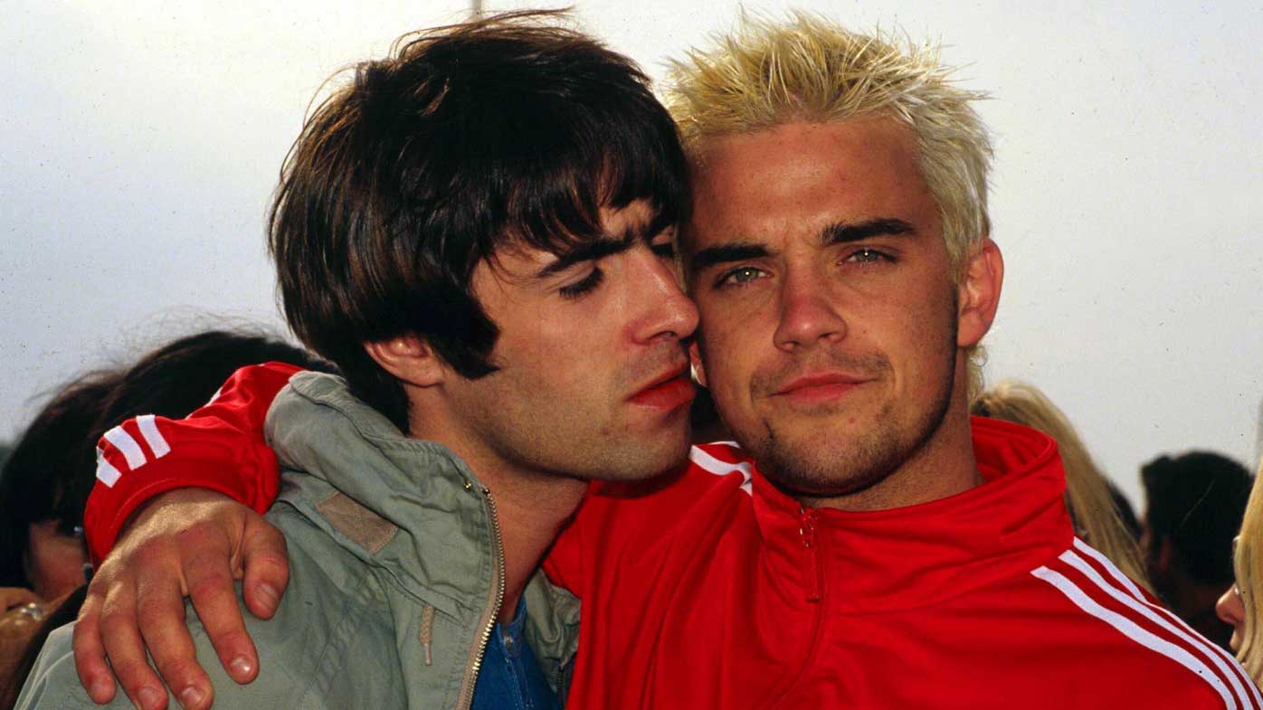 Robbie Williams suffers knock to the face leaving wife and kids ...