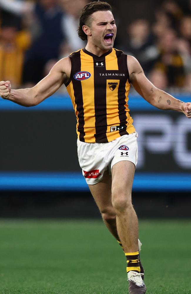 ‘Expecting him to play’: Update on sore Hawk