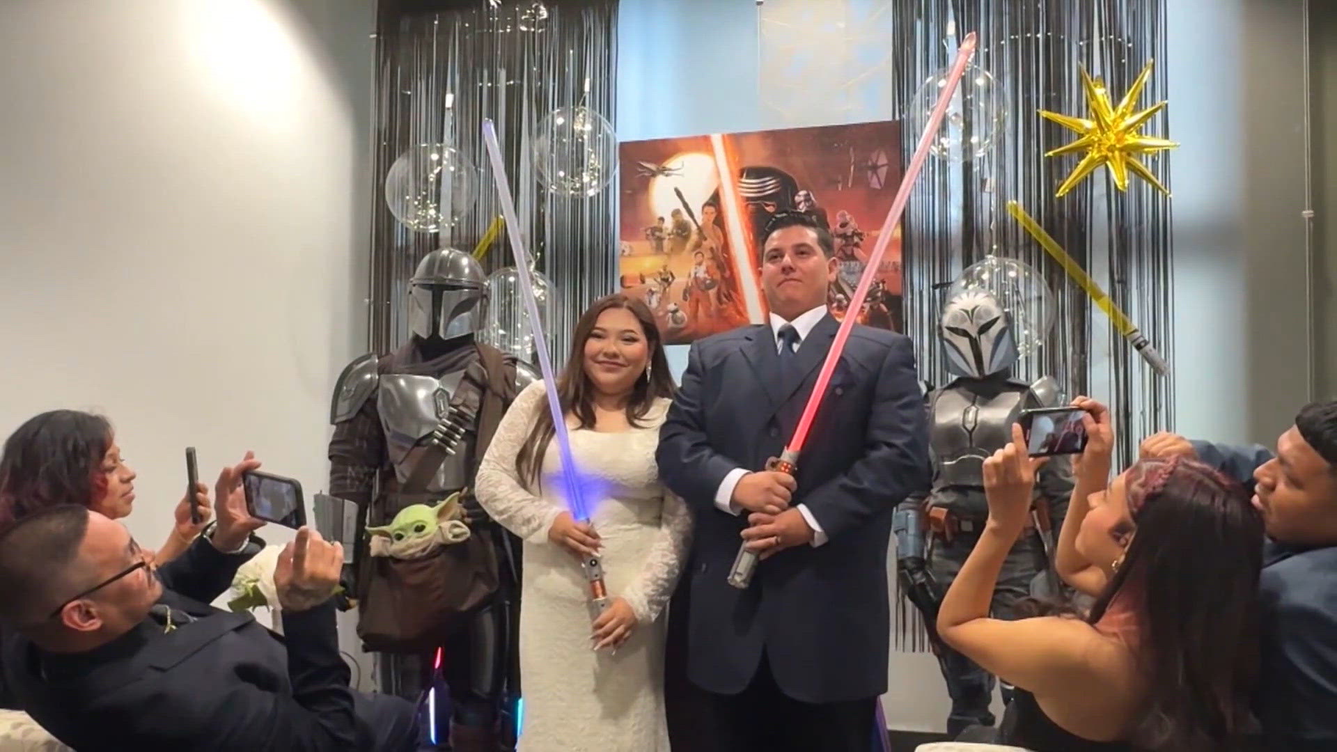 Couple celebrates Star Wars themed wedding on May 4th