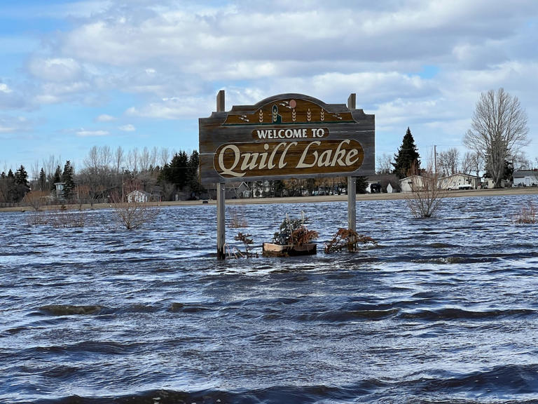 Dozens of Sask. communities grapple with torrent of spring flooding