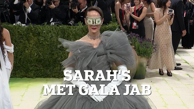 Sarah Paulson arrives at 2026 Met Gala wearing dollar mask