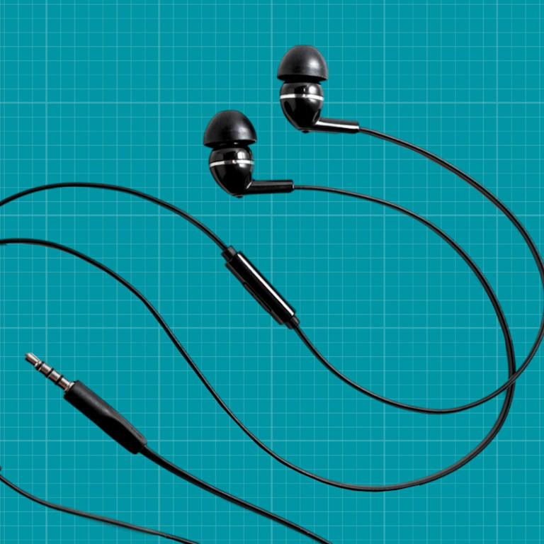 How to fix wired earbud headphones
