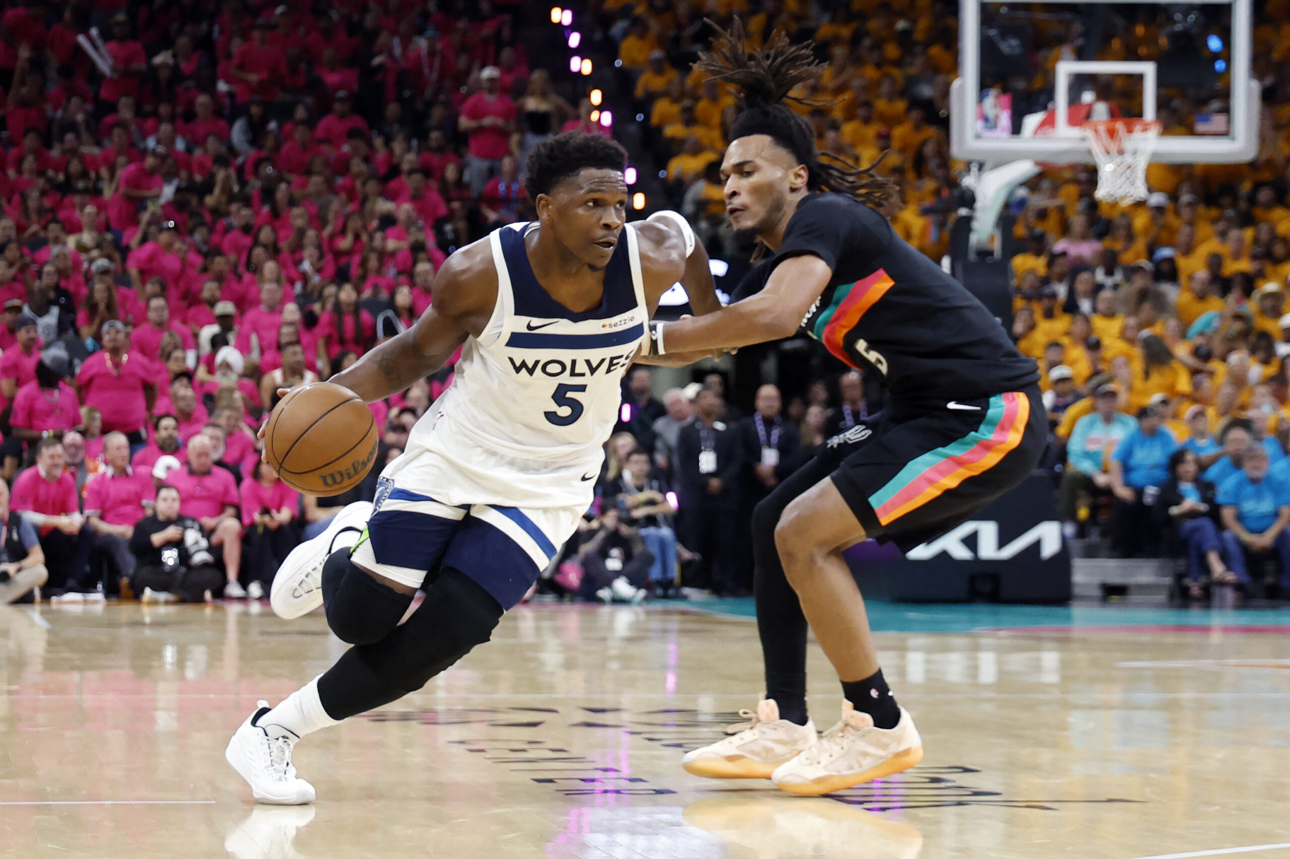 Anthony Edwards returns, Timberwolves stun Wembanyama, Spurs in Game 1
