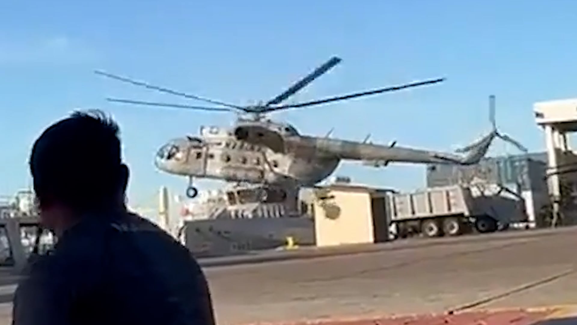 Mexican Navy helicopter makes hard landing after sudden engine failure