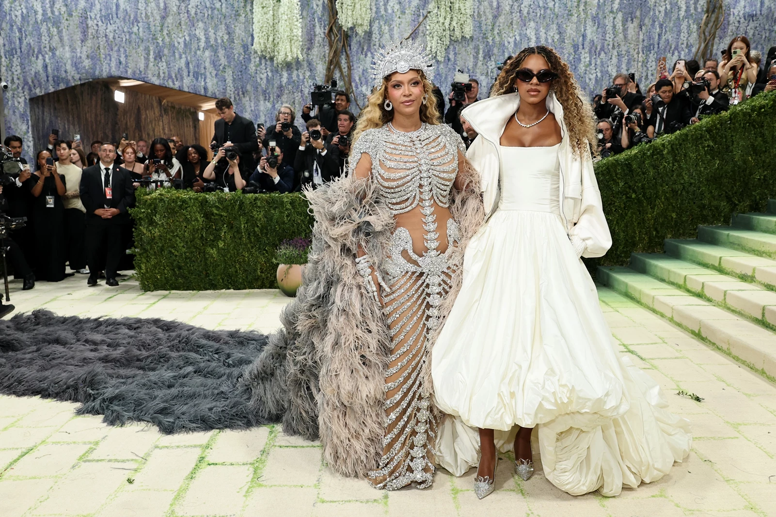 Η Blue Ivy Carter έκανε το ντεμπούτο της στο Met Gala | Το "nepo baby ...