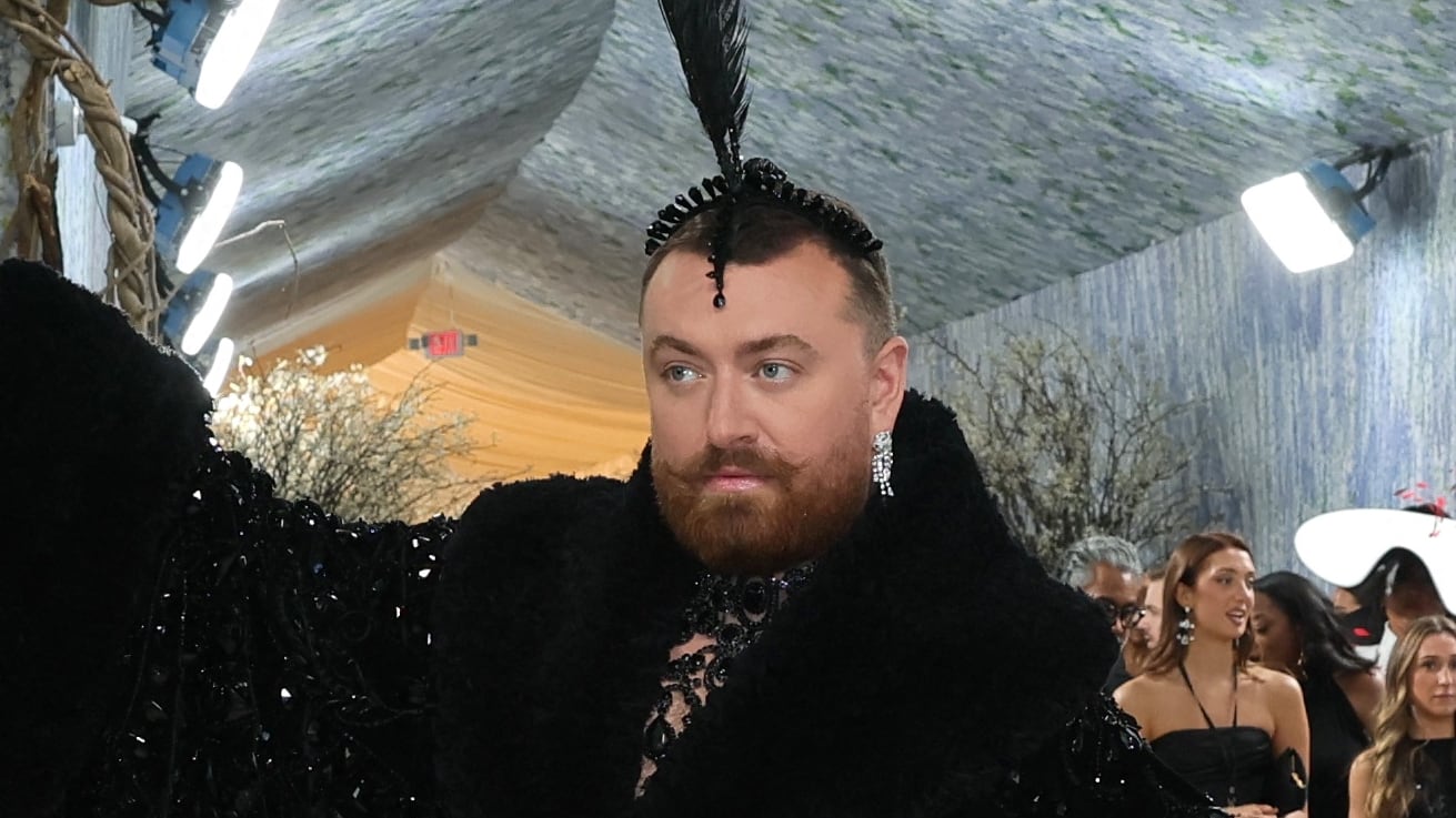 MAGA melts down at Bezos-funded Met Gala’s wildest looks