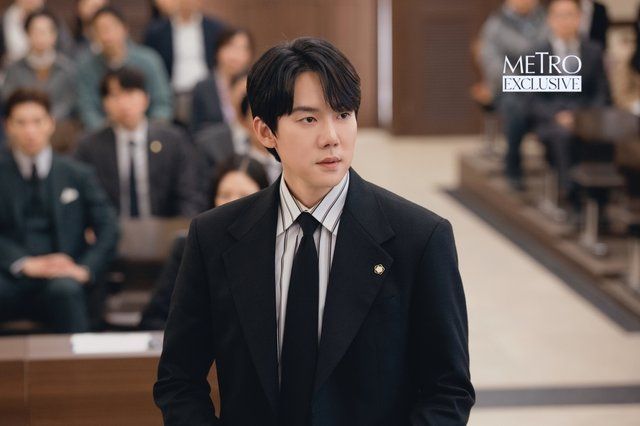 What Yoo Yeon-Seok had to learn and let go for his role in 'Phantom Lawyer'