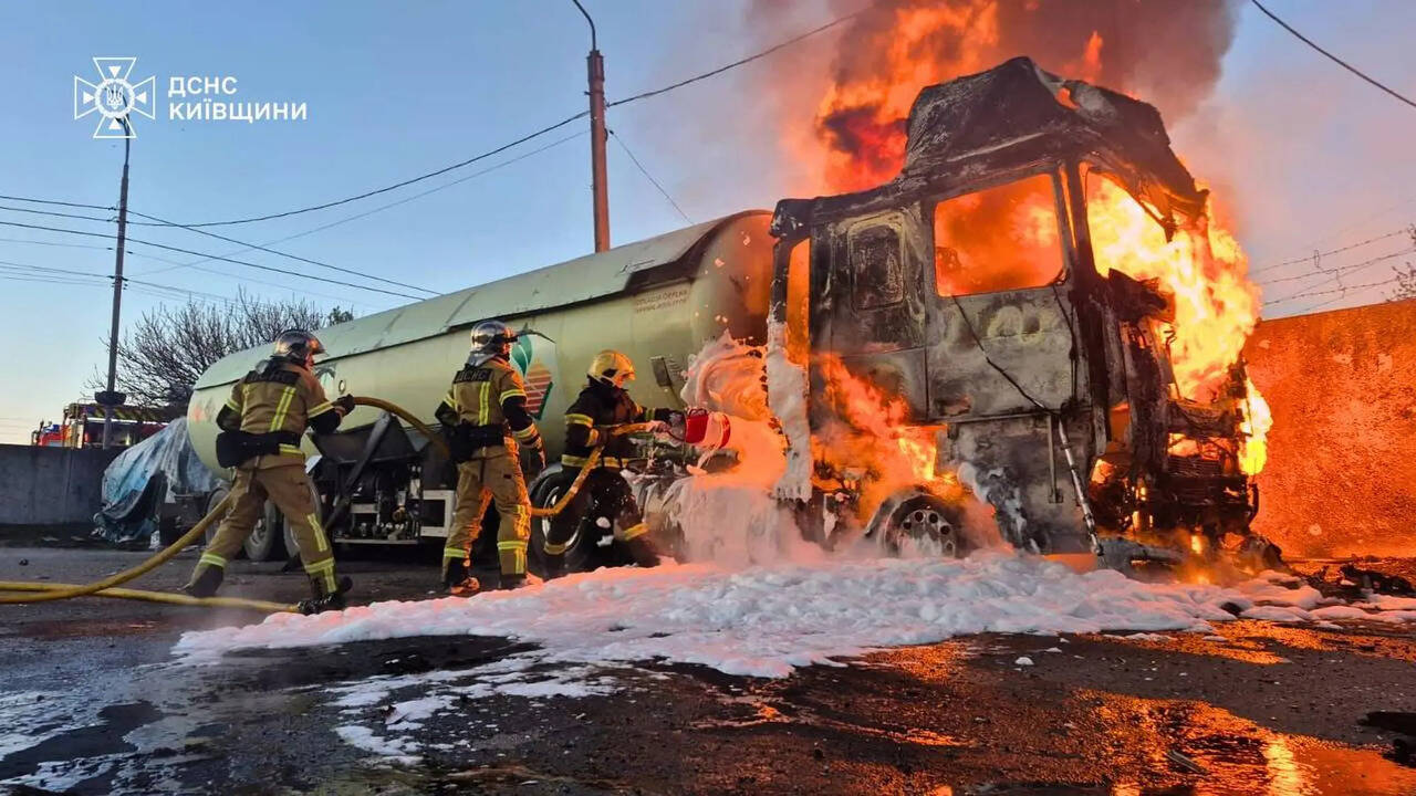 Zelenskyy criticizes Russia's attacks as five killed in Ukraine ahead ...