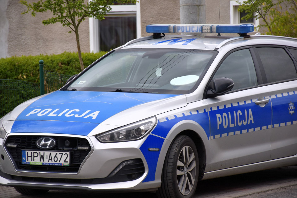 W Sławsku zawrócił na widok policji. Okazało się, że nie miał uprawnień ...