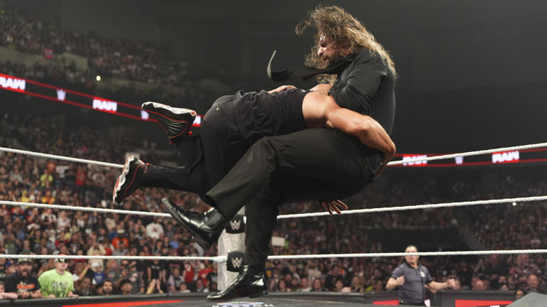6 ups & 3 downs from WWE Raw (4 May - results & review)