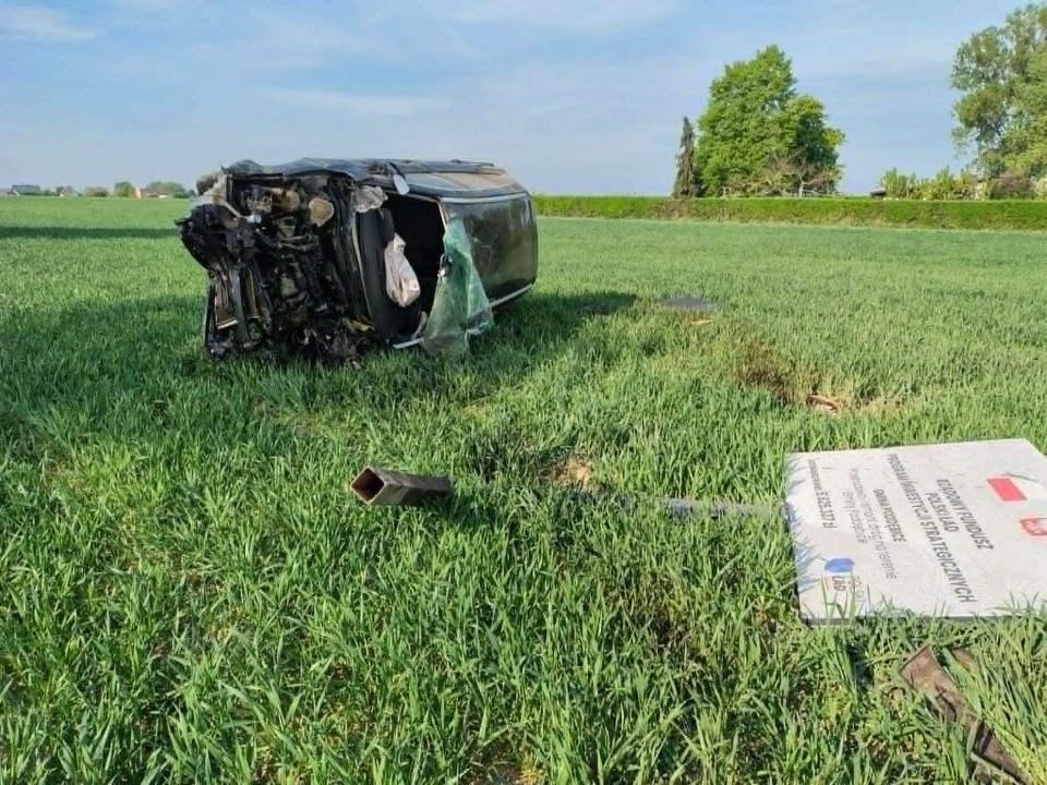 27-latek zginął w zderzeniu dwóch aut. Tragiczny wypadek w Łódzkiem ...