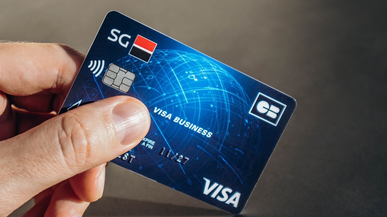 La carte bancaire à code secret c’est fini ? Voici par quoi elle va ...