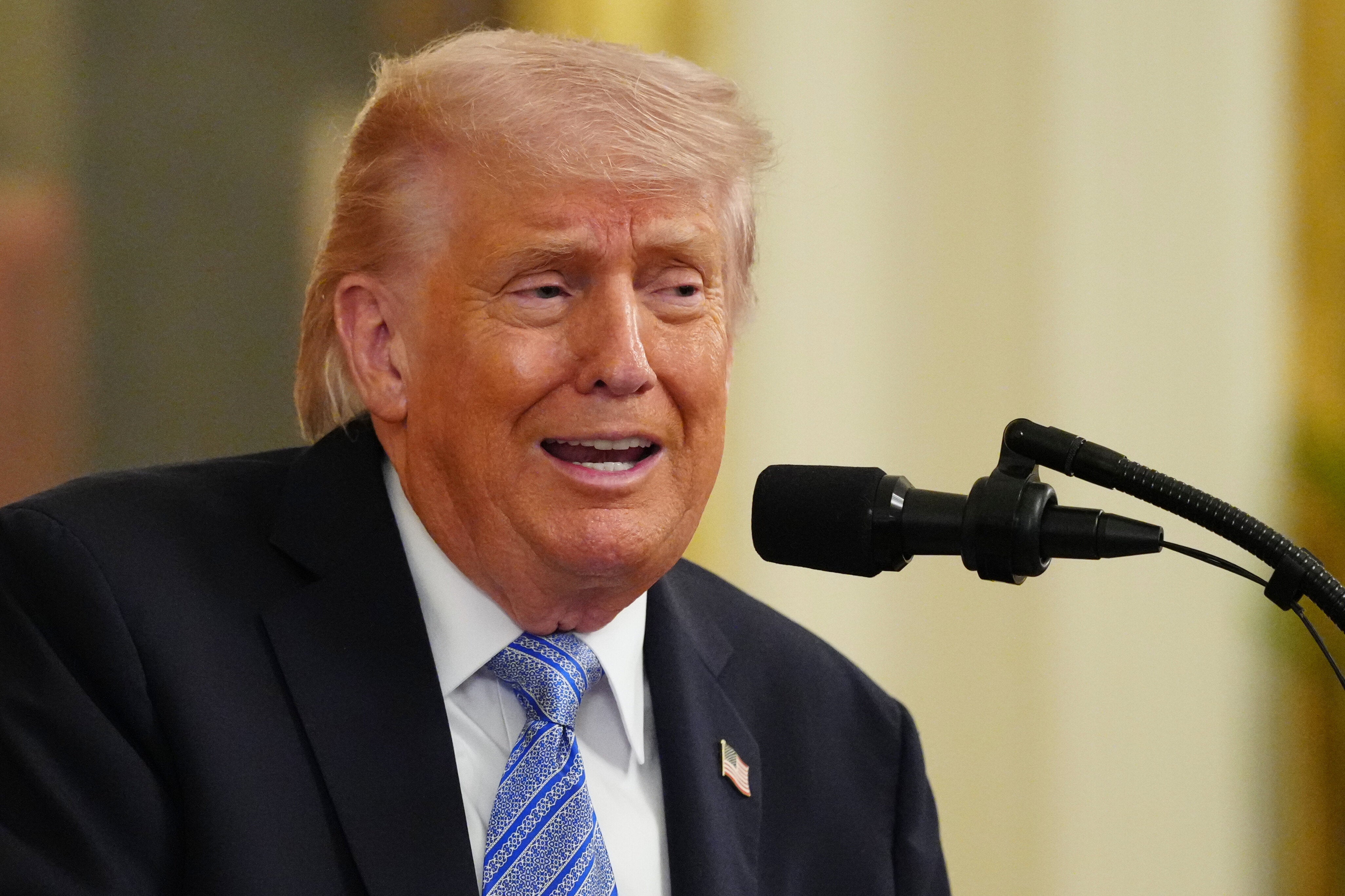 Trump alarms critics after he gives unsettling answer about leaving office