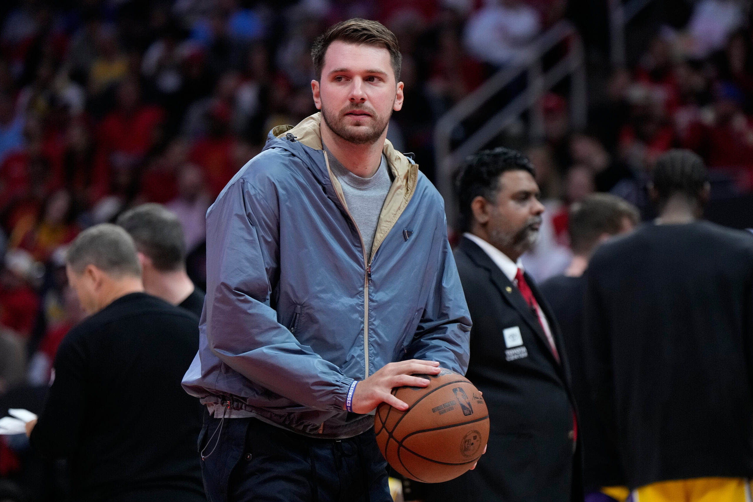 Lakers’ Luka Doncic, Thunder’s Jalen Williams ruled out for Game 1