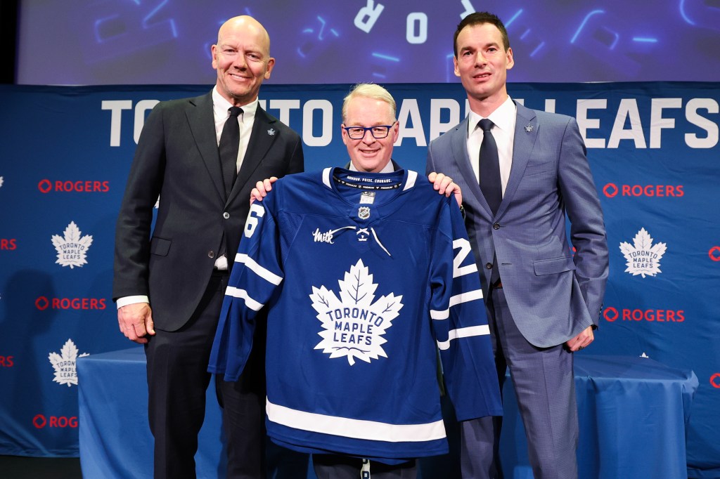 Reporter takes Maple Leafs to task over controversial John Chayka hire