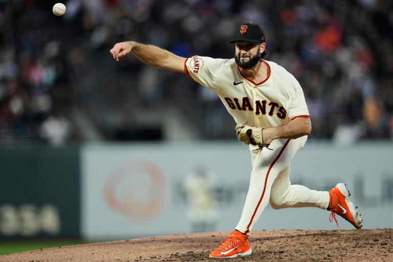 Schmitt homers, McDonald sharp as Giants edge Padres 3-2 to end 6-game skid
