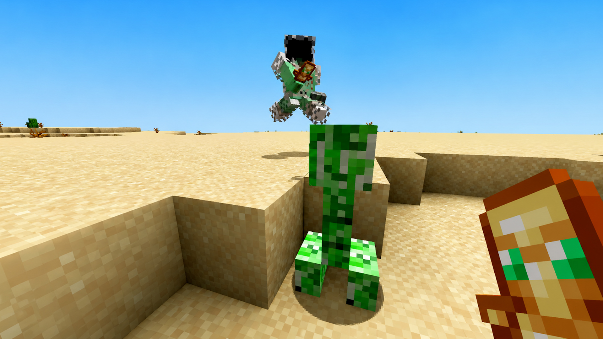 How does creeper combat work in Minecraft?