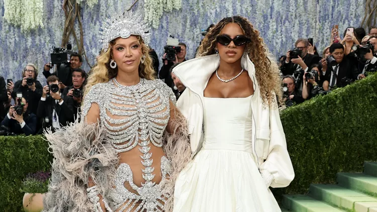Η Blue Ivy Carter έκανε το ντεμπούτο της στο Met Gala | Το "nepo baby ...