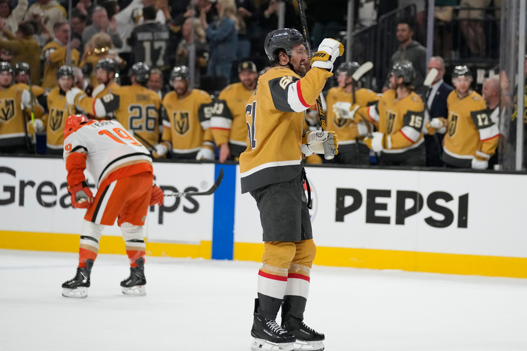 Barbashev scores late on disputed goal as the Golden Knights beat the ...