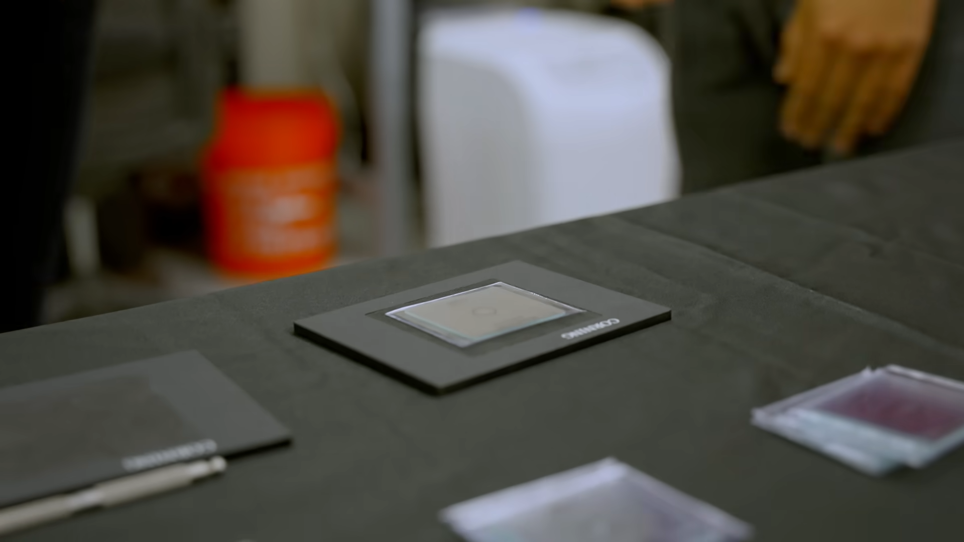 They cooked glass in 420°C salt - and turned it into the iPhone’s ...