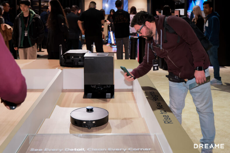 A robot vacuum company, Dreame, just built an AI-defined jet-powered ...