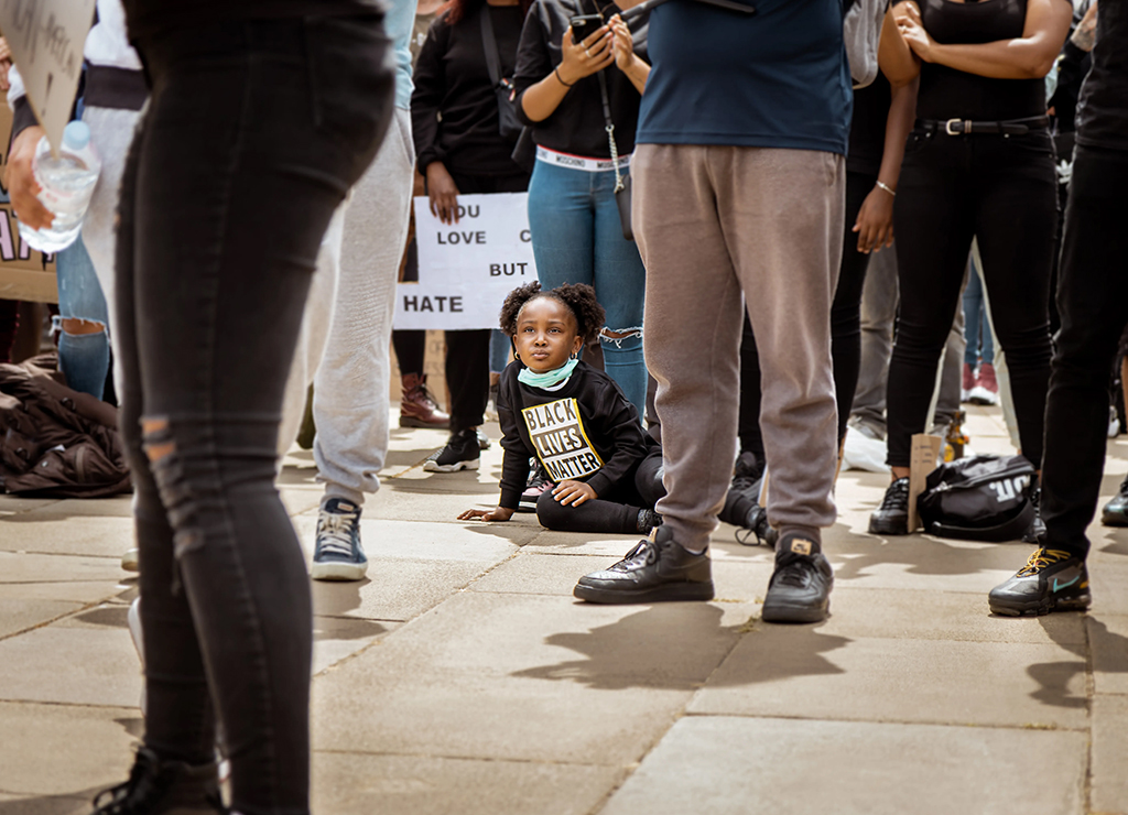 Street photographers! Enter your best photos to this competition for ...