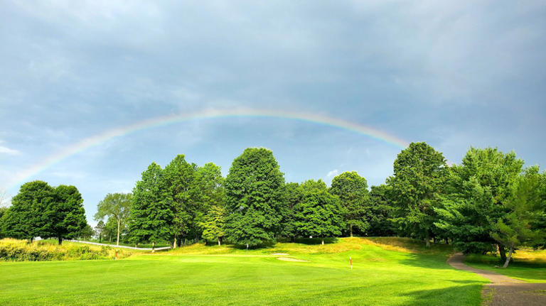 Just outside Columbus is a charming Ohio city with golf, trails, and a ...