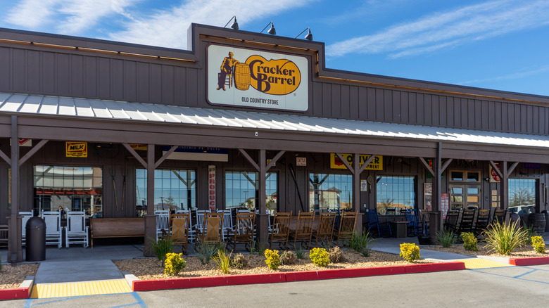 13 Cracker Barrel menu items that continue to disappoint customers