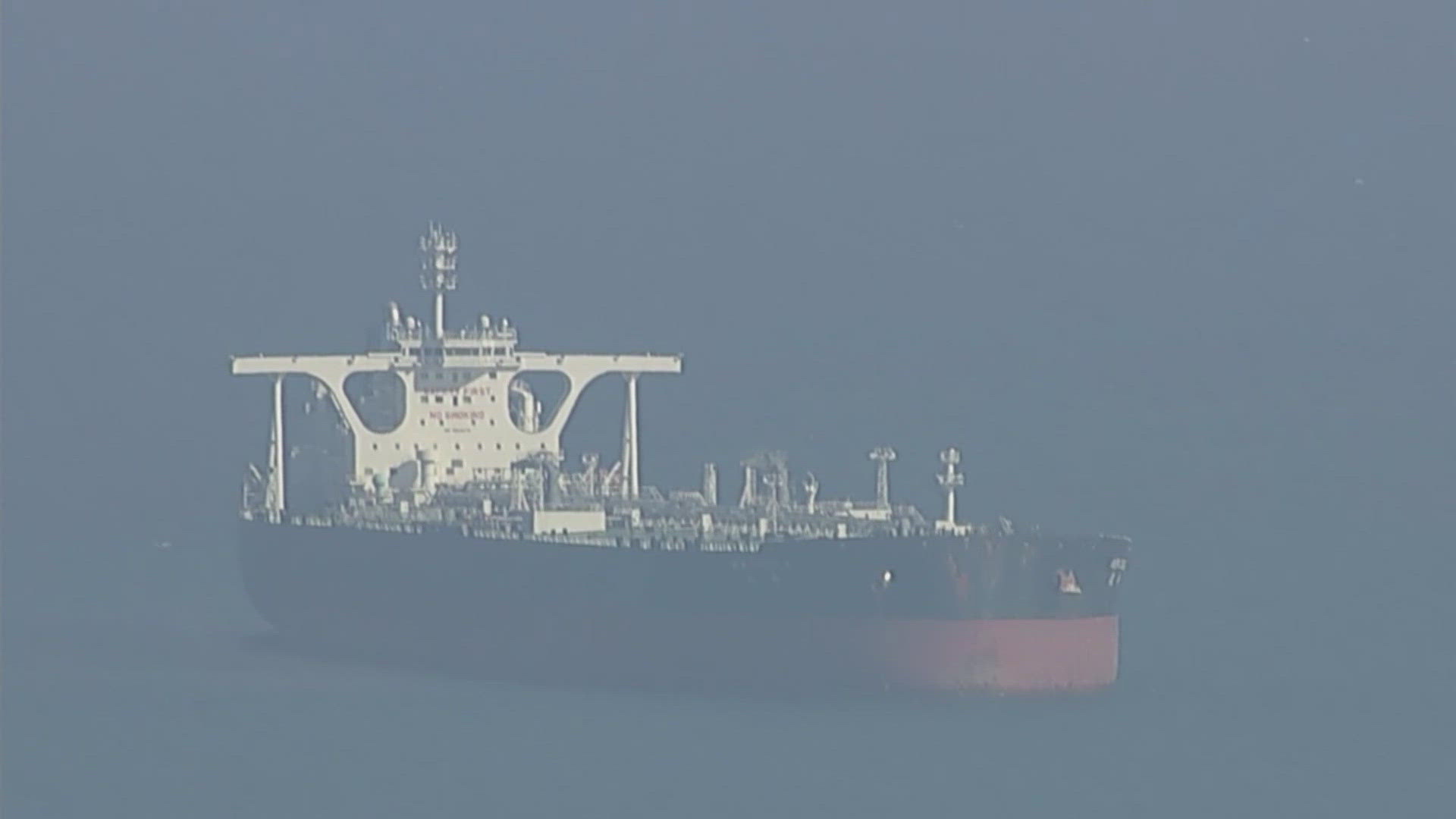 LA Times reports last oil tanker from Strait of Hormuz docked in US