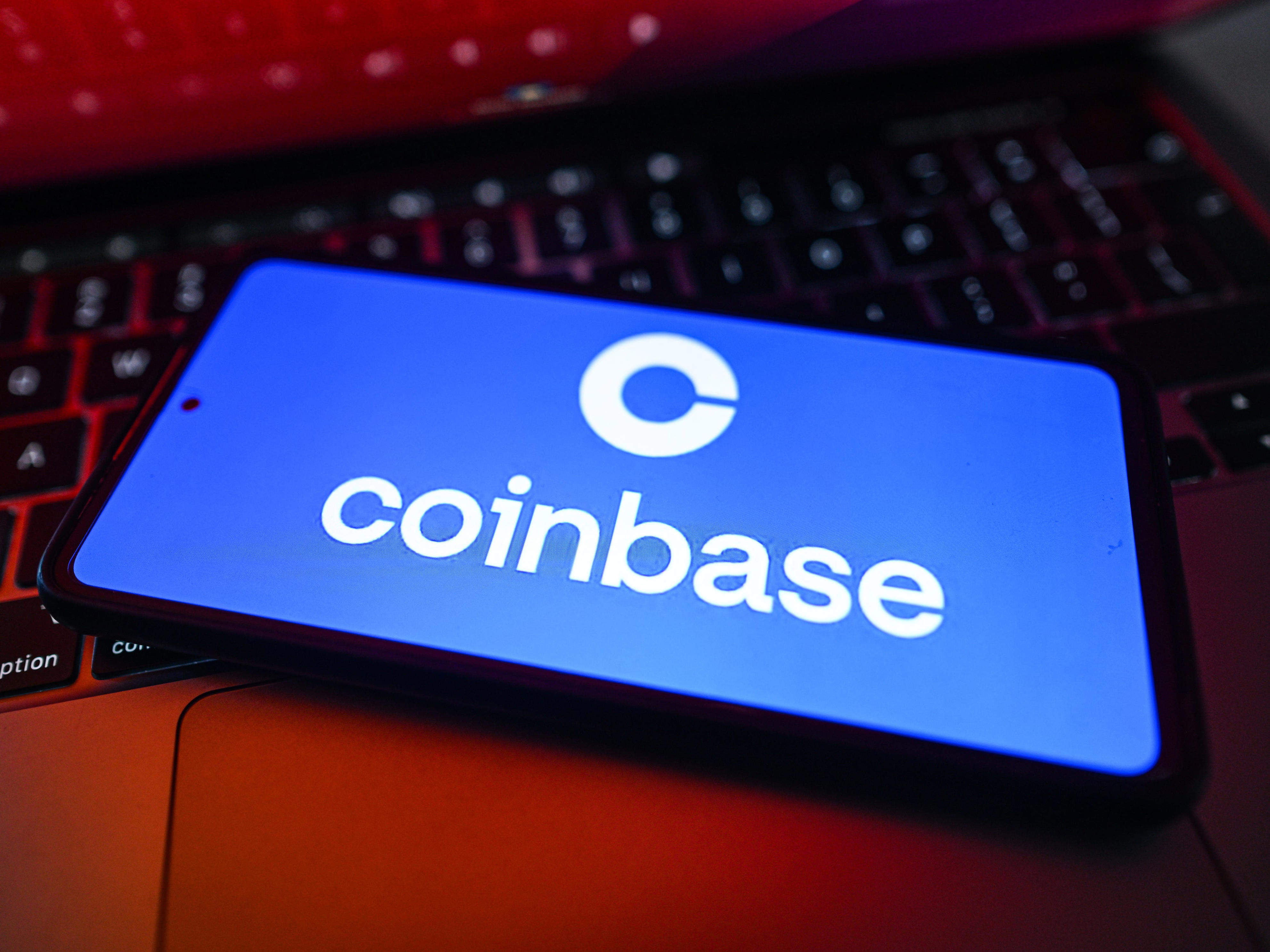 Tiny teams, no 'pure managers,' and AI: Coinbase's memo has all the ...