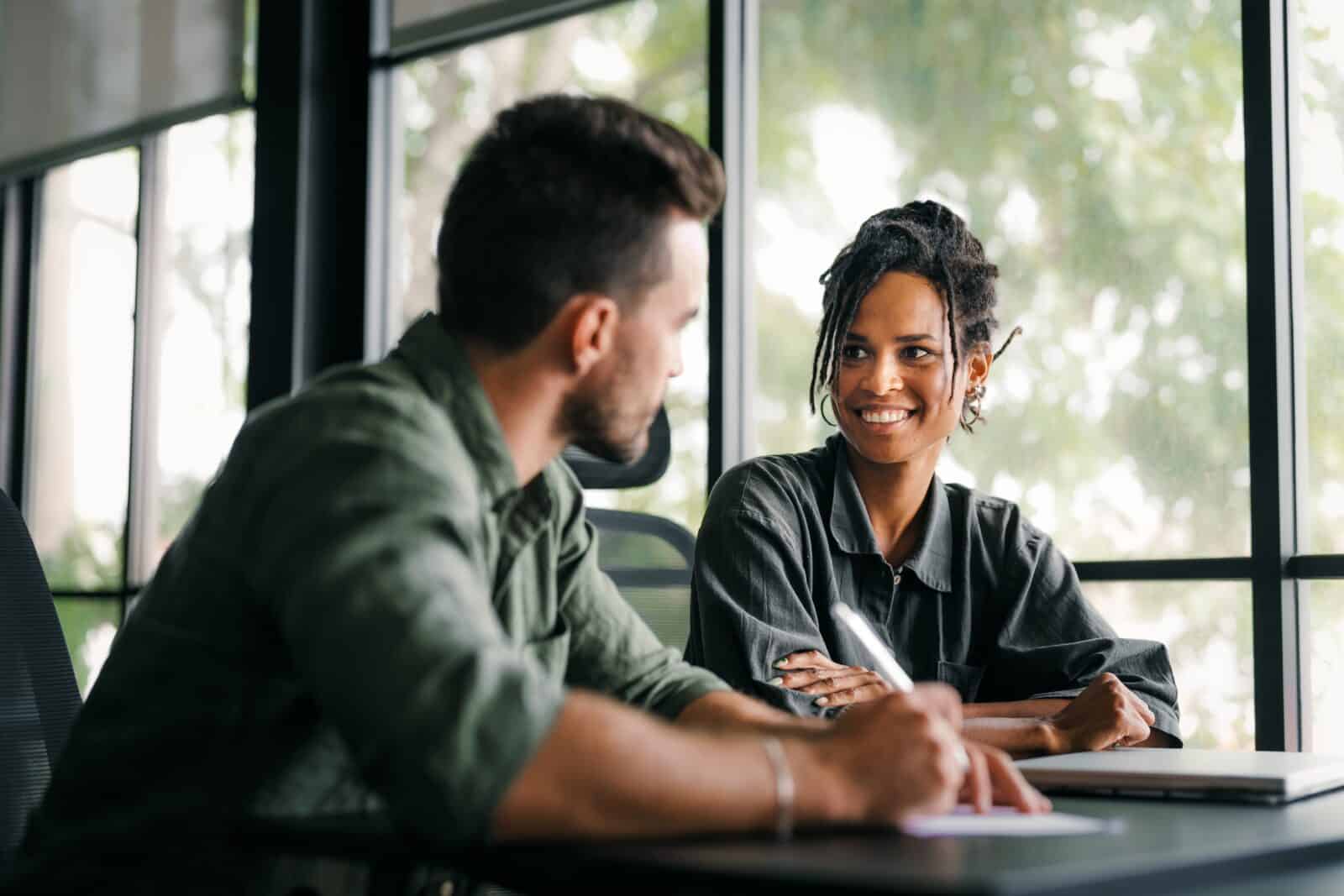 12 reasons men don't approach women they like
