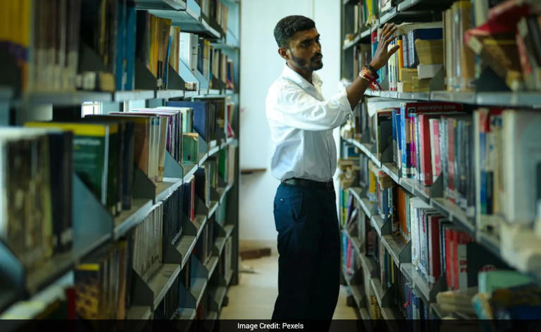 SRM JEEE 2026 phase 1 result out: Check next stages, important dates here
