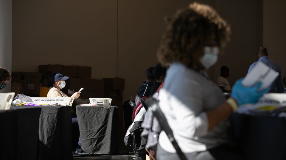 Fulton County asks court to stop DOJ subpoena of 2020 election workers ...
