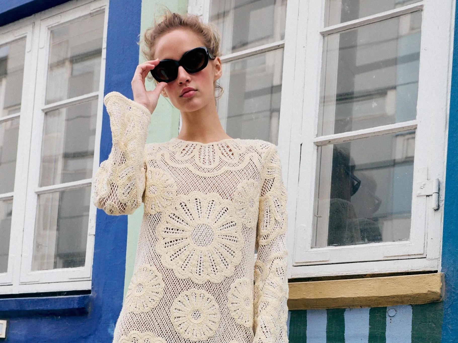 8 crochet dresses and outfits to wear with sandals and make a statement ...