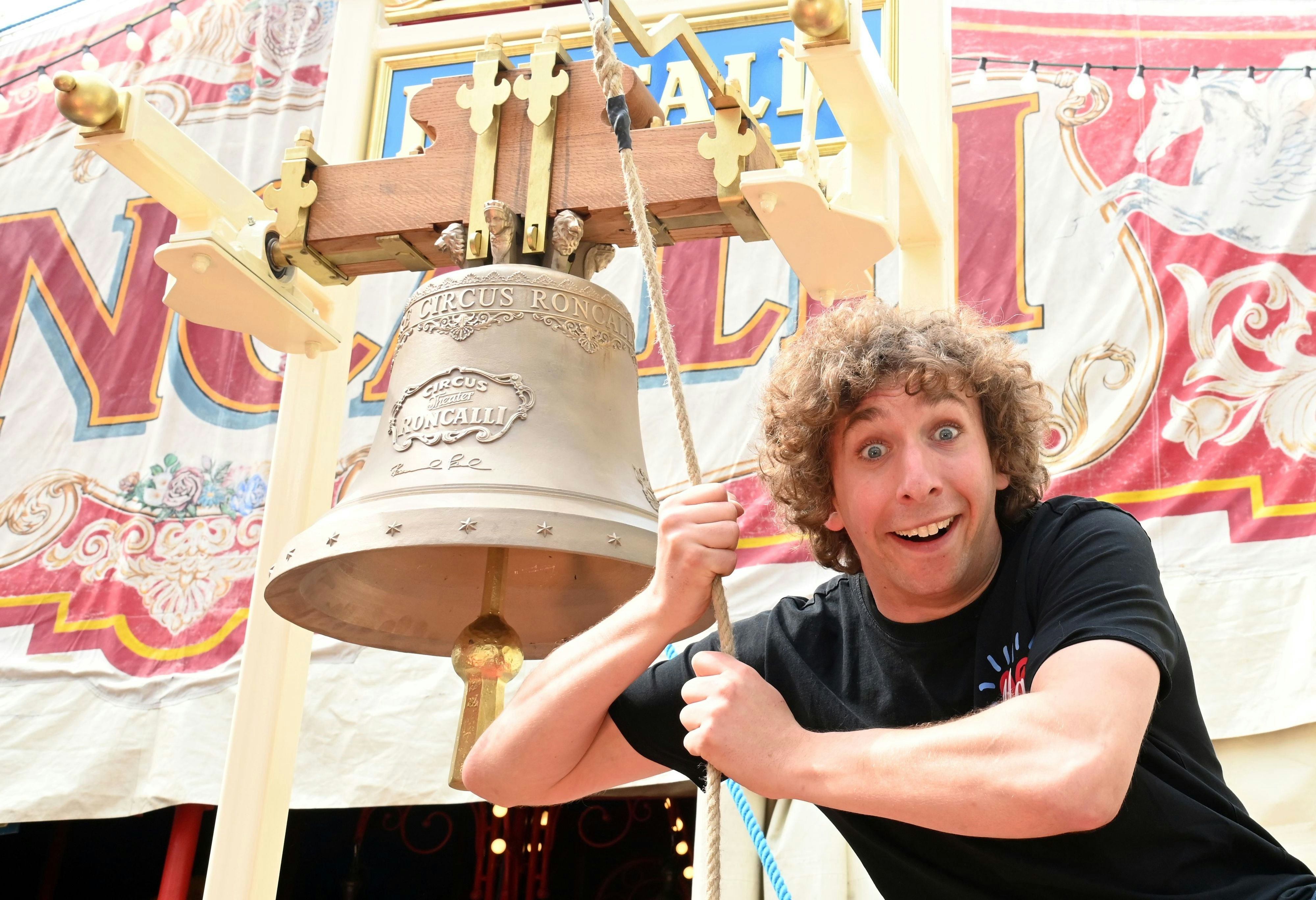 Pantomime, Tanz und Slapstick: Kevinski ist der etwas andere Clown im ...