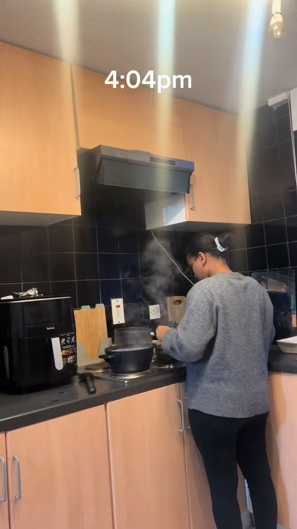 Spend the evening with us: cozy reset and daily routine