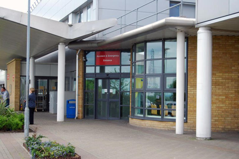 Staff at Darent Valley Hospital in Dartford 'struggling to maintain ...