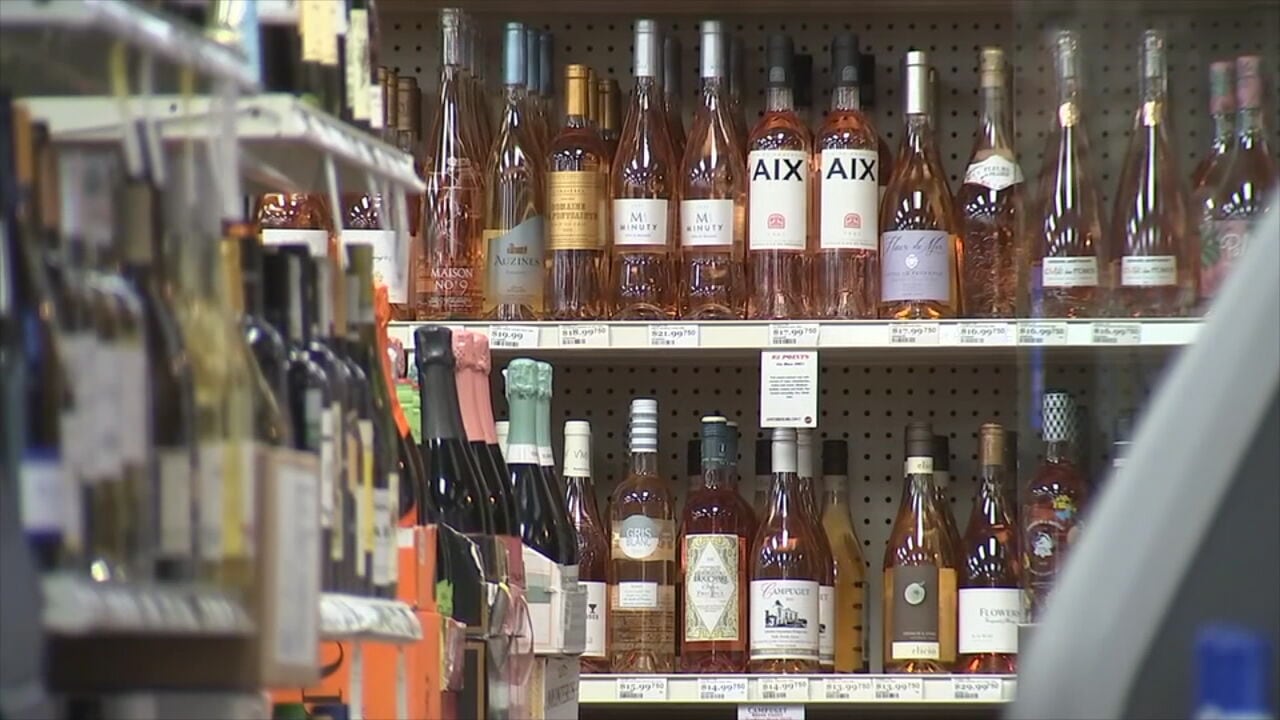 Study finds stronger alcohol warning labels may reduce drinking
