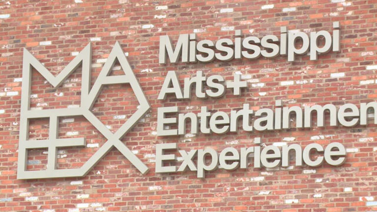 Award-Winning musician Charlie Worshman kicks off tour at The MAX this ...