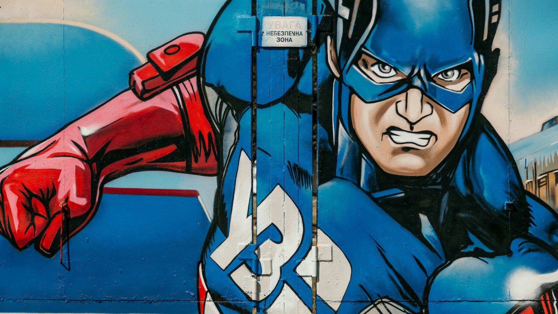 10 Marvel characters who belong in DC & 10 DC heroes who belong in Marvel