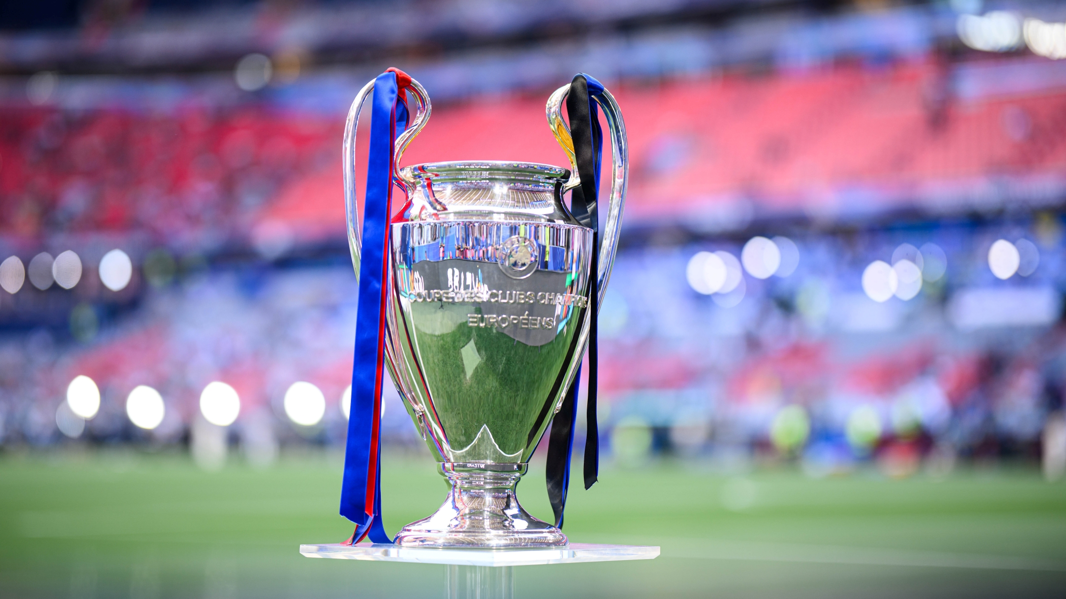 Zoveel miljoenen extra levert een plek in de Champions League-finale ...