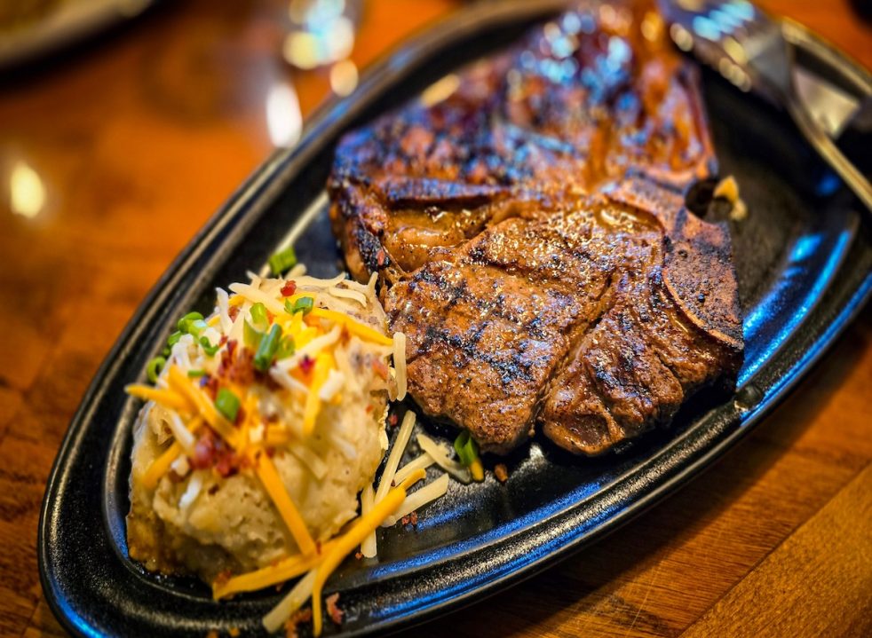 5 best high-quality steaks at leading restaurant chains, according to chefs