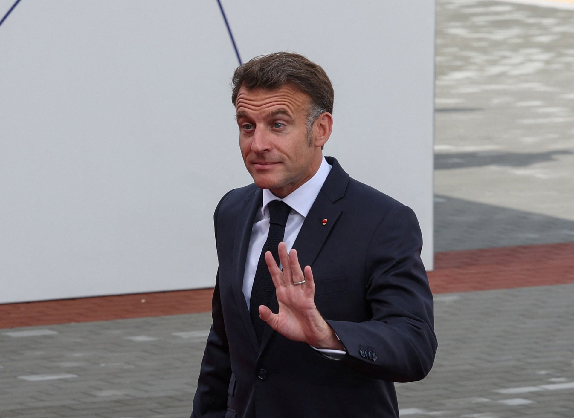 Μακρόν: Θα μιλήσω με τον πρόεδρο Πεζεσκιάν – Να υπάρξει αποκλιμάκωση ...