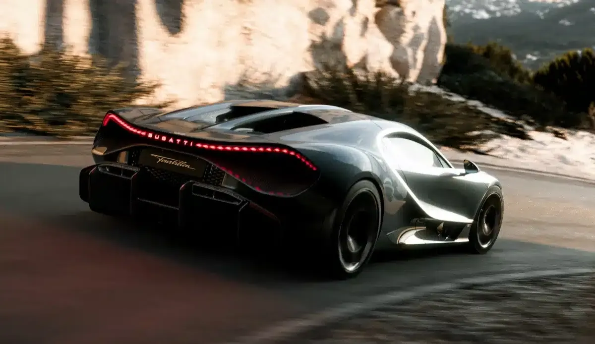 Da Piëch a Rimac: Bugatti esce da VW e cambia padrone (e forse destino)