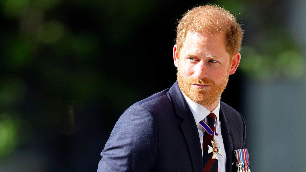 Prince Harry 'looks very sad' after leaving royal duty, expert draws ...