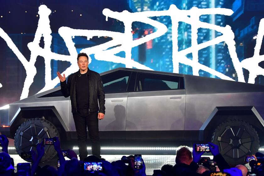 Hiltzik: How many Cybertrucks has Tesla sold to the public? Fewer than ...