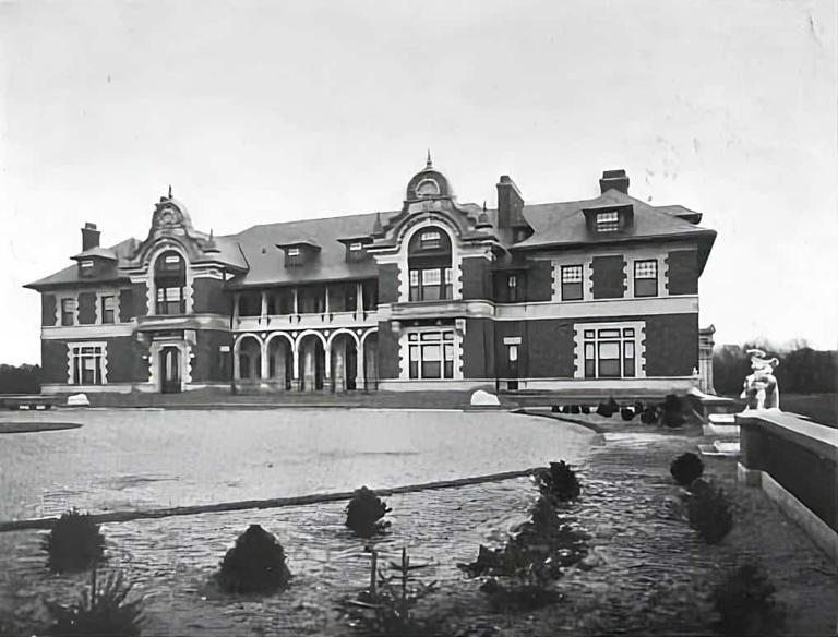 America’s largest homes: 15 estates outsize typical US house by over 70 ...